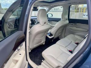 Blue Volvo XC90 2019 in Vilnius, with an engine capacity of 2.00 L and mileage of 296 thousand km for 17300 €, photo 15 on AUTOMOTO.COM.LV