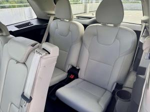 Blue Volvo XC90 2019 in Vilnius, with an engine capacity of 2.00 L and mileage of 296 thousand km for 17300 €, photo 16 on AUTOMOTO.COM.LV