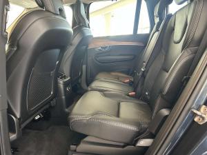 Blue Volvo XC90 2019 in Siauliai, with an engine capacity of 1.97 L and mileage of 120 thousand km for 29900 €, photo 16 on AUTOMOTO.COM.LV