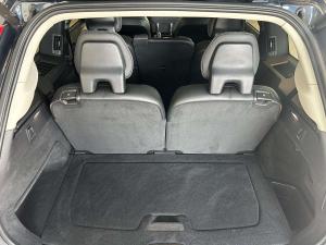 Blue Volvo XC90 2019 in Siauliai, with an engine capacity of 1.97 L and mileage of 120 thousand km for 29900 €, photo 18 on AUTOMOTO.COM.LV