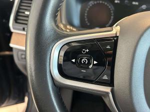 Blue Volvo XC90 2019 in Siauliai, with an engine capacity of 1.97 L and mileage of 120 thousand km for 29900 €, photo 24 on AUTOMOTO.COM.LV