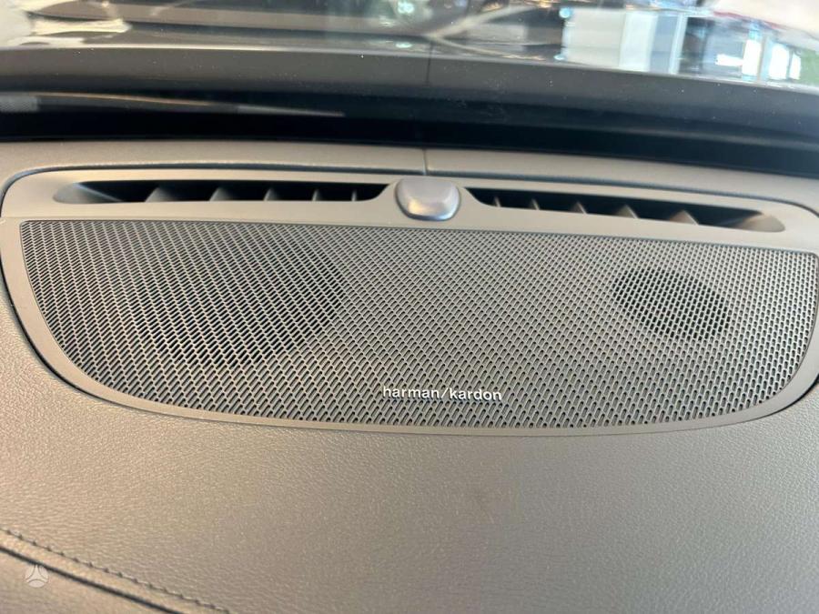 Blue Volvo XC90 2019 in Siauliai, with an engine capacity of 1.97 L and mileage of 120 thousand km for 29500 €, photo 25 on AUTOMOTO.COM.LV