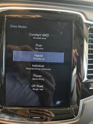 Blue Volvo XC90 2019 in Siauliai, with an engine capacity of 1.97 L and mileage of 120 thousand km for 29500 €, photo 30 on AUTOMOTO.COM.LV