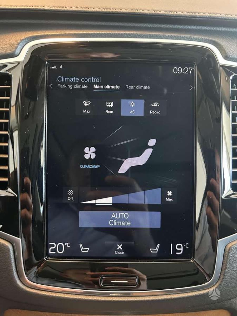 Blue Volvo XC90 2019 in Siauliai, with an engine capacity of 1.97 L and mileage of 120 thousand km for 29500 €, photo 32 on AUTOMOTO.COM.LV