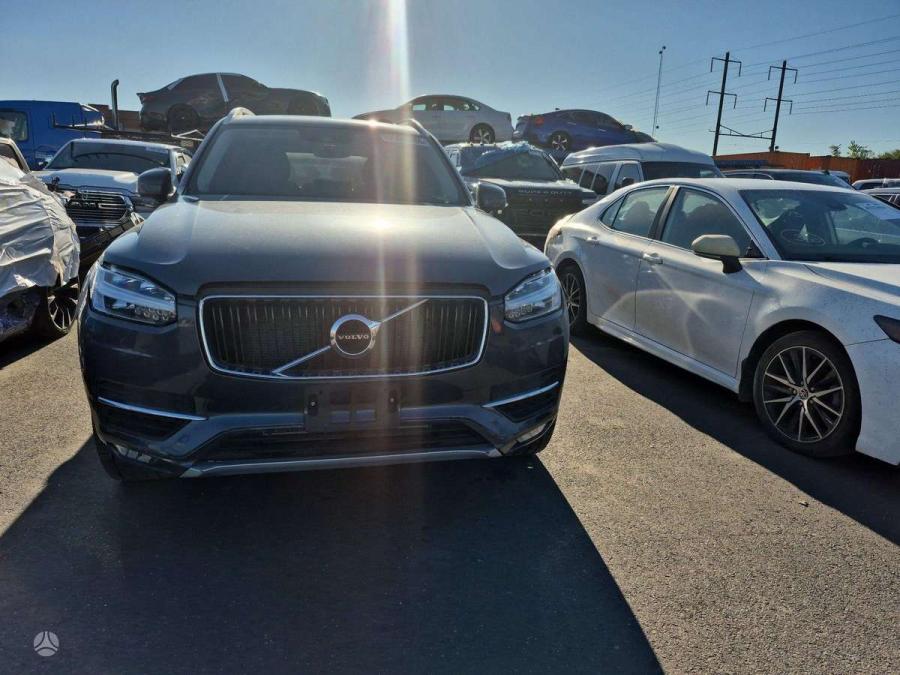 Blue Volvo XC90 2019 in Klaipeda, with an engine capacity of 1.97 L and mileage of 140 thousand km for 12200 €, photo 1 on AUTOMOTO.COM.LV