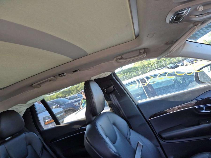 Blue Volvo XC90 2019 in Klaipeda, with an engine capacity of 1.97 L and mileage of 140 thousand km for 12200 €, photo 18 on AUTOMOTO.COM.LV