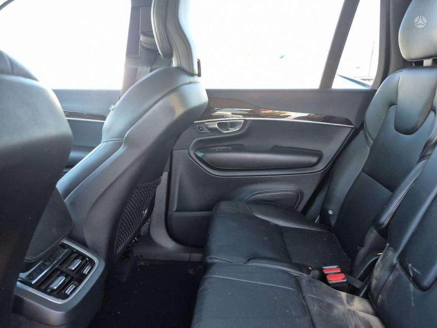 Blue Volvo XC90 2019 in Klaipeda, with an engine capacity of 1.97 L and mileage of 140 thousand km for 12200 €, photo 28 on AUTOMOTO.COM.LV