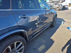 Blue Volvo XC90 2019 in Klaipeda, with an engine capacity of 1.97 L and mileage of 140 thousand km for 12200 €, photo 37 on AUTOMOTO.COM.LV