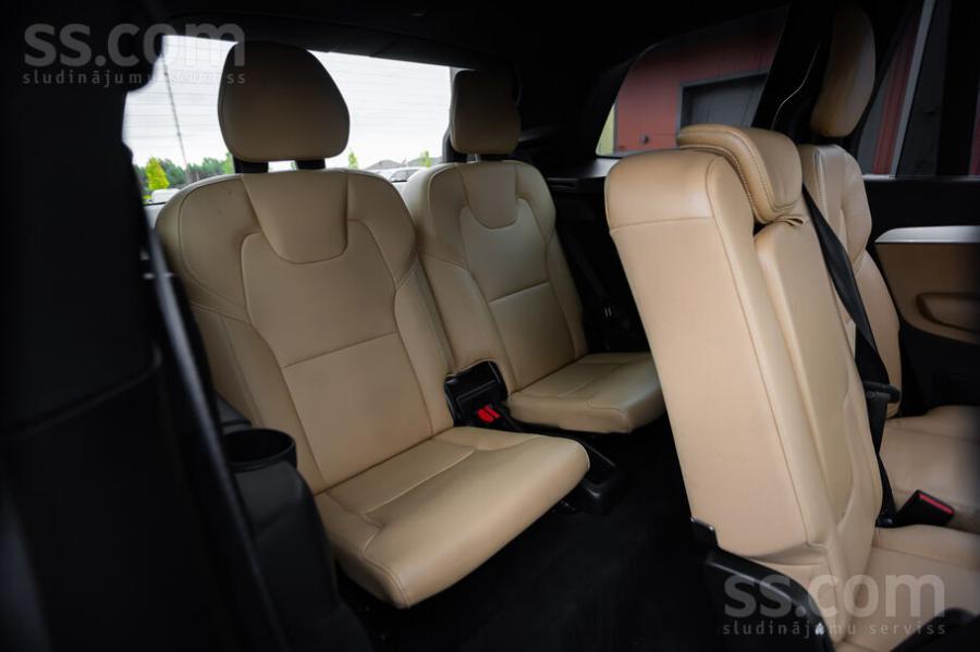 Zils Volvo XC90 2019 Jelgava, ar dzinēja tilpumu 2.00 L un nobraukumu 0 tūkst. km par 21950 €, foto 12 vietnē AUTOMOTO.COM.LV