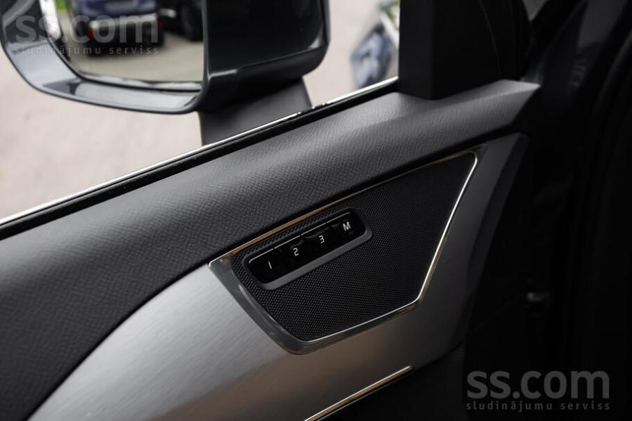 Zils Volvo XC90 2019 Jelgava, ar dzinēja tilpumu 2.00 L un nobraukumu 0 tūkst. km par 21950 €, foto 22 vietnē AUTOMOTO.COM.LV