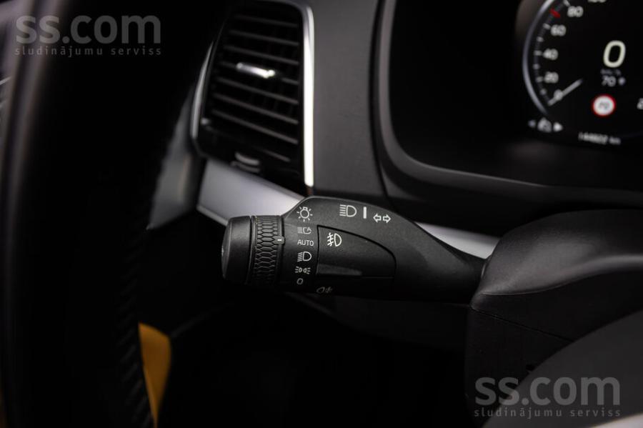Zils Volvo XC90 2019 Jelgava, ar dzinēja tilpumu 2.00 L un nobraukumu 0 tūkst. km par 21950 €, foto 35 vietnē AUTOMOTO.COM.LV