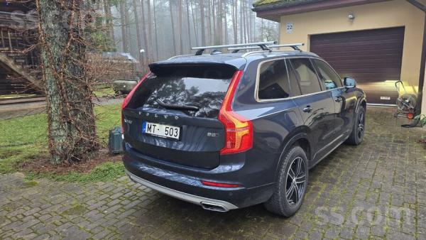 Blue Volvo XC90 2020 in Riga, with an engine capacity of 2.00 L and mileage of 17 thousand km for 43600 €, photo 8 on AUTOMOTO.COM.LV