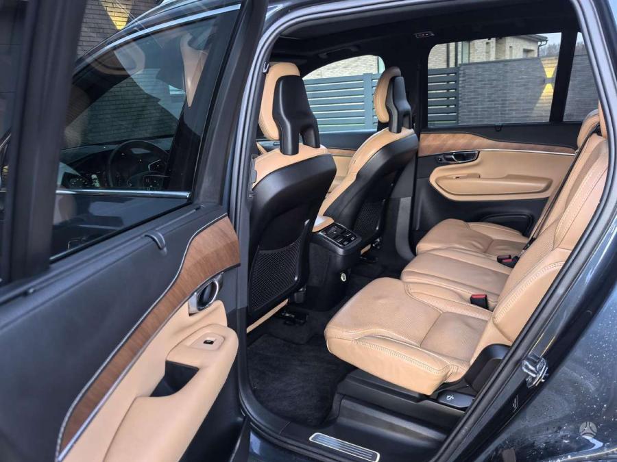 Zils Volvo XC90 2020 Tauragė, ar dzinēja tilpumu 1.97 L un nobraukumu 63 tūkst. km par 35000 €, foto 13 vietnē AUTOMOTO.COM.LV