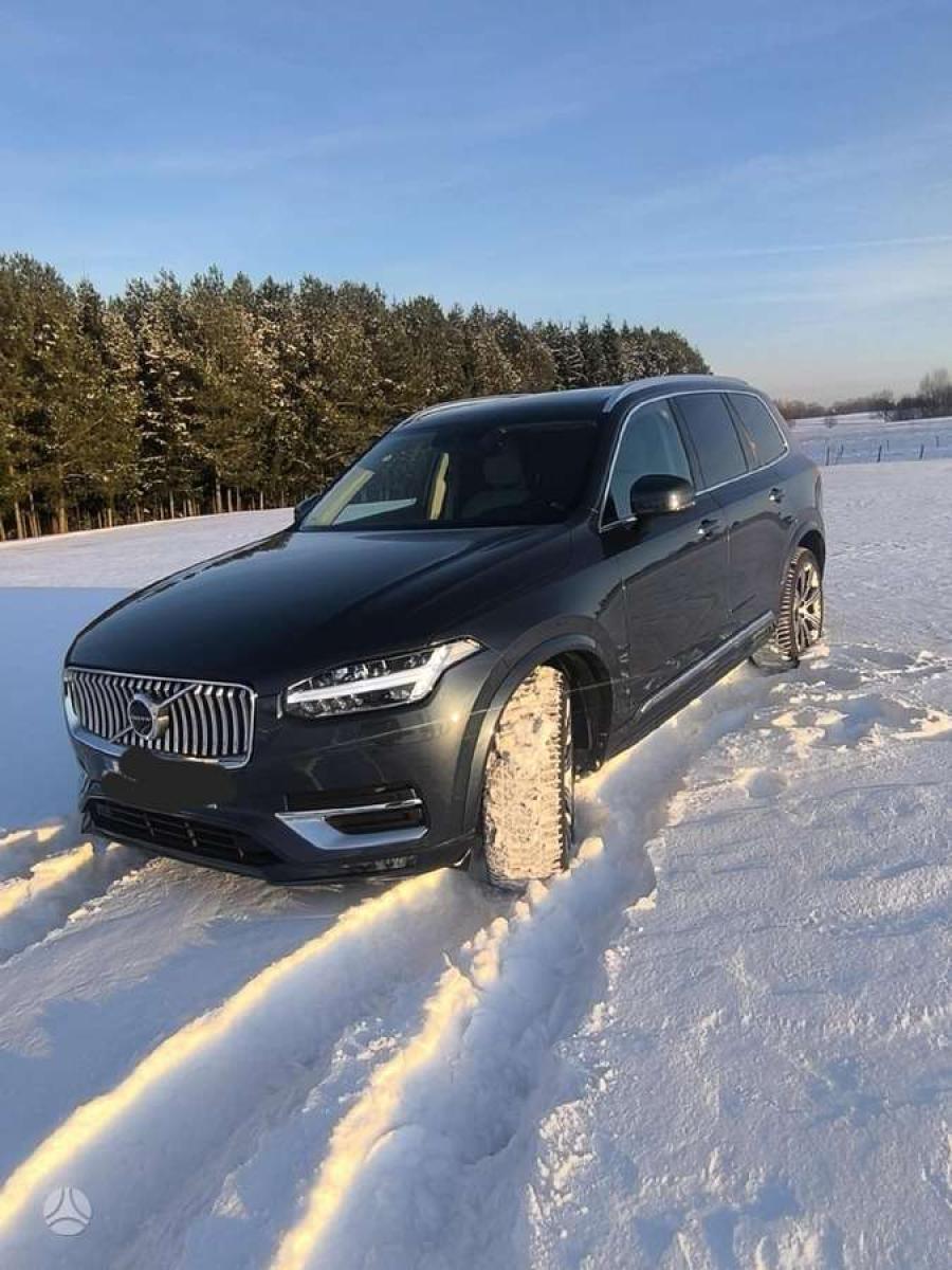 Blue Volvo XC90 2020 in Taurage, with an engine capacity of 2.00 L and mileage of 164 thousand km for 27200 €, photo 2 on AUTOMOTO.COM.LV