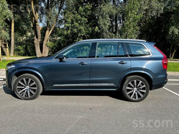 Zils Volvo XC90 2020 Rīga, ar dzinēja tilpumu 2.00 L un nobraukumu 105 tūkst. km par 36400 €, foto 2 vietnē AUTOMOTO.COM.LV