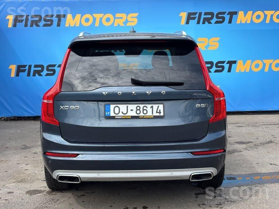 Blue Volvo XC90 2020 in Riga, with an engine capacity of 2.00 L and mileage of 174 thousand km for 27950 €, photo 7 on AUTOMOTO.COM.LV