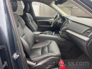 Blue Volvo XC90 2020 in Riga, with an engine capacity of 2.00 L and mileage of 174 thousand km for 27950 €, photo 10 on AUTOMOTO.COM.LV