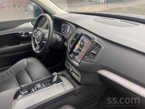 Blue Volvo XC90 2020 in Riga, with an engine capacity of 2.00 L and mileage of 174 thousand km for 27950 €, photo 12 on AUTOMOTO.COM.LV