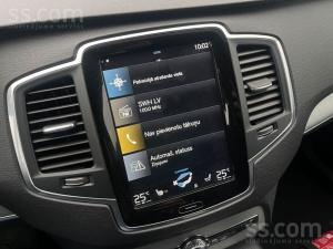 Blue Volvo XC90 2020 in Riga, with an engine capacity of 2.00 L and mileage of 174 thousand km for 27950 €, photo 15 on AUTOMOTO.COM.LV