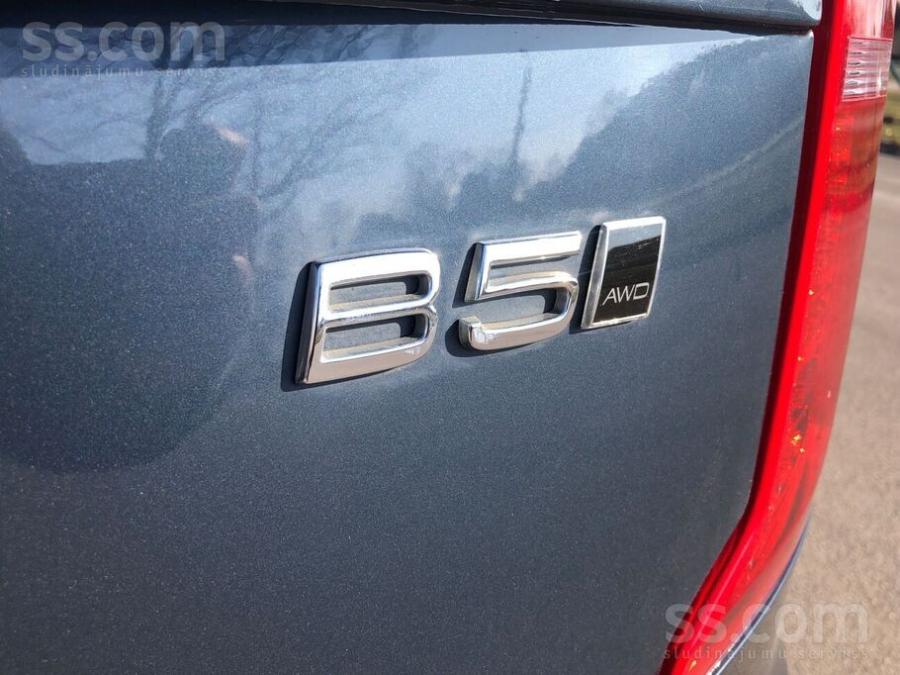 Blue Volvo XC90 2020 in Riga, with an engine capacity of 2.00 L and mileage of 174 thousand km for 27950 €, photo 21 on AUTOMOTO.COM.LV