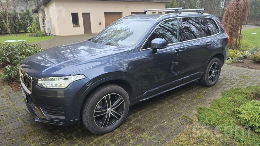 Blue Volvo XC90 2020 in Riga, with an engine capacity of 2.00 L and mileage of 17 thousand km for 43600 €, photo 3 on AUTOMOTO.COM.LV