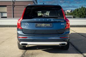Blue Volvo XC90 2020 in Riga, with an engine capacity of 2.00 L and mileage of 174 thousand km for 27950 €, photo 8 on AUTOMOTO.COM.LV