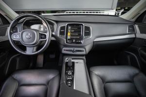 Blue Volvo XC90 2020 in Riga, with an engine capacity of 2.00 L and mileage of 174 thousand km for 27950 €, photo 13 on AUTOMOTO.COM.LV