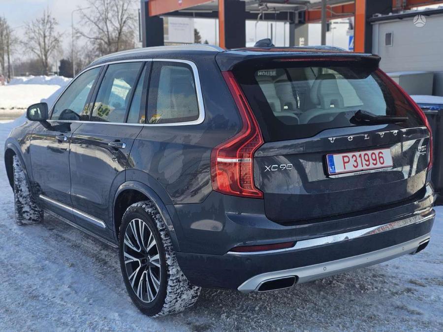 Blue Volvo XC90 2021 in Kaunas, with an engine capacity of 1.97 L and mileage of 165 thousand km for 29999 €, photo 5 on AUTOMOTO.COM.LV