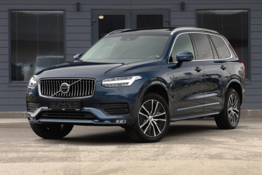 Blue Volvo XC90 2021 in Riga, with an engine capacity of 2.00 L and mileage of 240 thousand km for 29500 €, photo 20 on AUTOMOTO.COM.LV