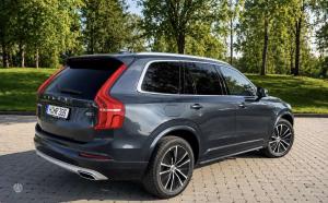 Blue Volvo XC90 2021 in Plunge, with an engine capacity of 2.00 L and mileage of 229 thousand km for 28750 €, photo 4 on AUTOMOTO.COM.LV