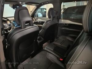 Zils Volvo XC90 2021 Tallina, ar dzinēja tilpumu 2.00 L un nobraukumu 103 tūkst. km par 38990 €, foto 10 vietnē AUTOMOTO.COM.LV