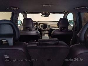 Zils Volvo XC90 2021 Tallina, ar dzinēja tilpumu 2.00 L un nobraukumu 103 tūkst. km par 38990 €, foto 13 vietnē AUTOMOTO.COM.LV