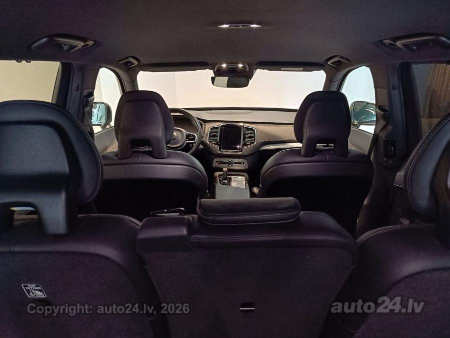 Zils Volvo XC90 2021 Tallina, ar dzinēja tilpumu 2.00 L un nobraukumu 103 tūkst. km par 38990 €, foto 13 vietnē AUTOMOTO.COM.LV