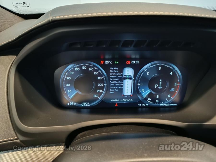 Zils Volvo XC90 2021 Tallina, ar dzinēja tilpumu 2.00 L un nobraukumu 103 tūkst. km par 38990 €, foto 14 vietnē AUTOMOTO.COM.LV