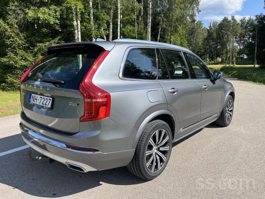 Blue Volvo XC90 2021 in Riga, with an engine capacity of 2.00 L and mileage of 120 thousand km for 31990 €, photo 4 on AUTOMOTO.COM.LV