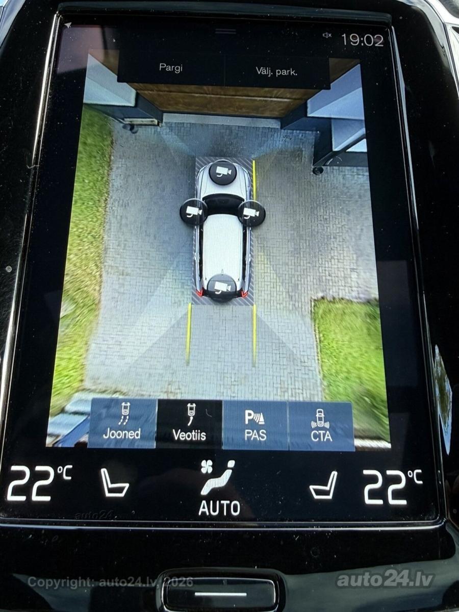 Zils Volvo XC90 2021 Tallina, ar dzinēja tilpumu 2.00 L un nobraukumu 89 tūkst. km par 50900 €, foto 4 vietnē AUTOMOTO.COM.LV