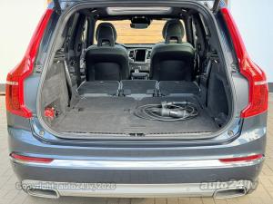 Zils Volvo XC90 2021 Tallina, ar dzinēja tilpumu 2.00 L un nobraukumu 89 tūkst. km par 50900 €, foto 17 vietnē AUTOMOTO.COM.LV