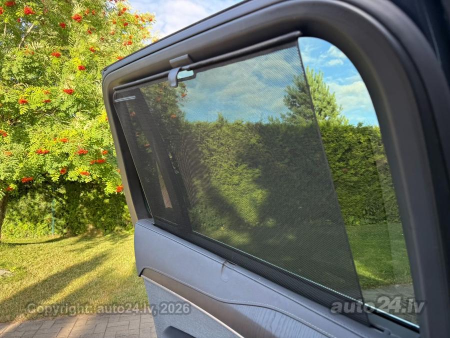 Zils Volvo XC90 2021 Tallina, ar dzinēja tilpumu 2.00 L un nobraukumu 89 tūkst. km par 50900 €, foto 18 vietnē AUTOMOTO.COM.LV