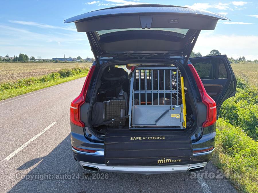 Zils Volvo XC90 2021 Jehvi, ar dzinēja tilpumu 2.00 L un nobraukumu 158 tūkst. km par 43000 €, foto 24 vietnē AUTOMOTO.COM.LV