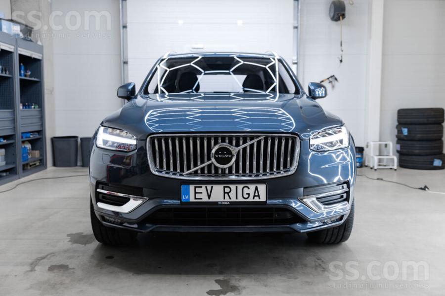 Zils Volvo XC90 2021 Rīga, ar dzinēja tilpumu 2.00 L un nobraukumu 95 tūkst. km par 35990 €, foto 3 vietnē AUTOMOTO.COM.LV