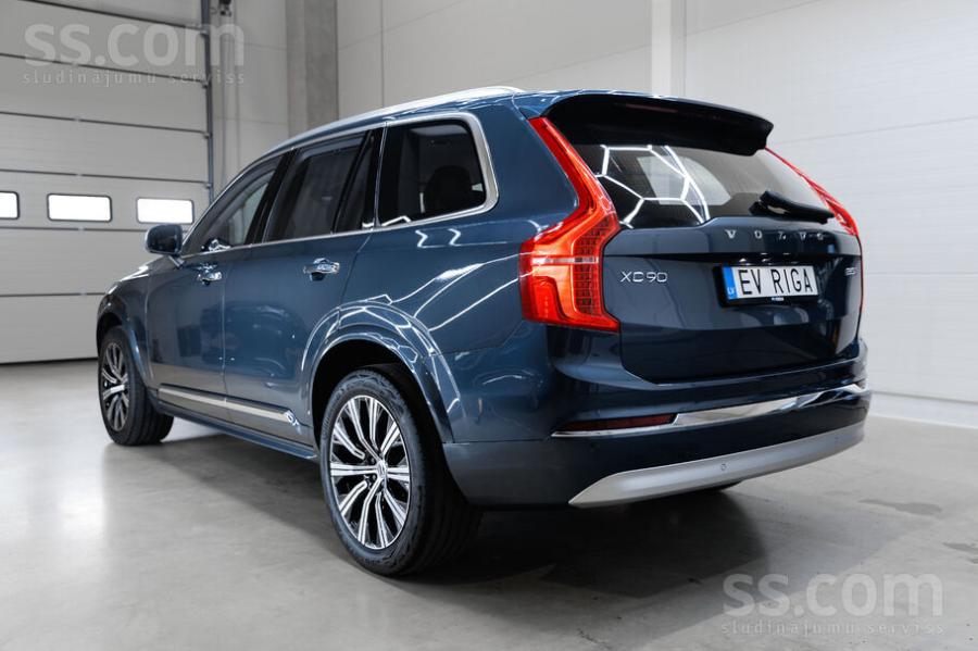 Zils Volvo XC90 2021 Rīga, ar dzinēja tilpumu 2.00 L un nobraukumu 95 tūkst. km par 35990 €, foto 8 vietnē AUTOMOTO.COM.LV