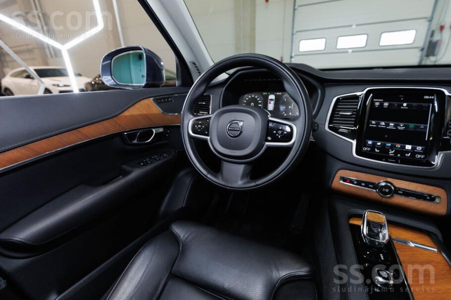 Zils Volvo XC90 2021 Rīga, ar dzinēja tilpumu 2.00 L un nobraukumu 95 tūkst. km par 35990 €, foto 16 vietnē AUTOMOTO.COM.LV