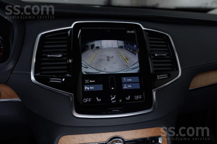 Zils Volvo XC90 2021 Rīga, ar dzinēja tilpumu 2.00 L un nobraukumu 95 tūkst. km par 35990 €, foto 28 vietnē AUTOMOTO.COM.LV