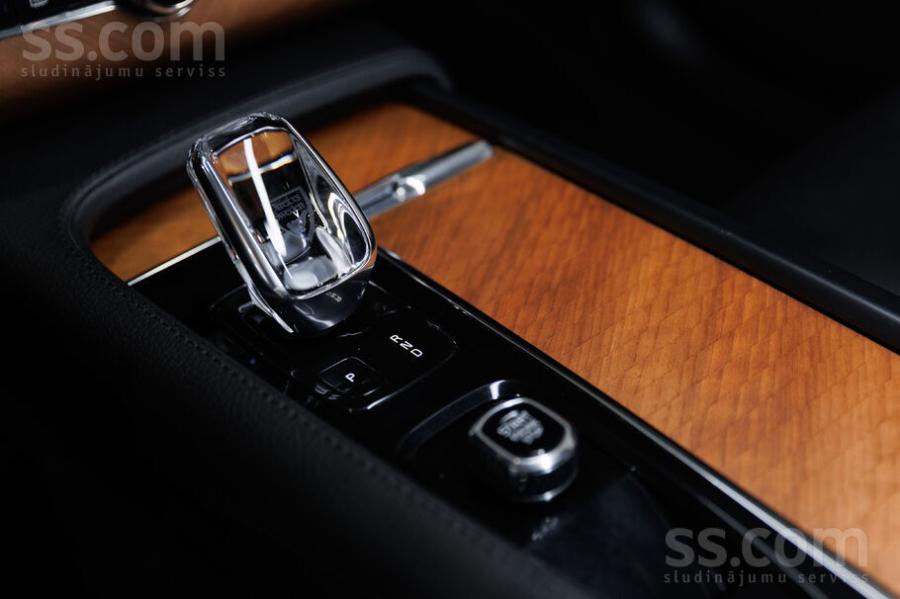 Zils Volvo XC90 2021 Rīga, ar dzinēja tilpumu 2.00 L un nobraukumu 95 tūkst. km par 35990 €, foto 34 vietnē AUTOMOTO.COM.LV