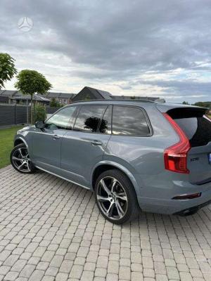 Zils Volvo XC90 2021 Klaipėda, ar dzinēja tilpumu 1.97 L un nobraukumu 72 tūkst. km par 37500 €, foto  vietnē AUTOMOTO.COM.LV