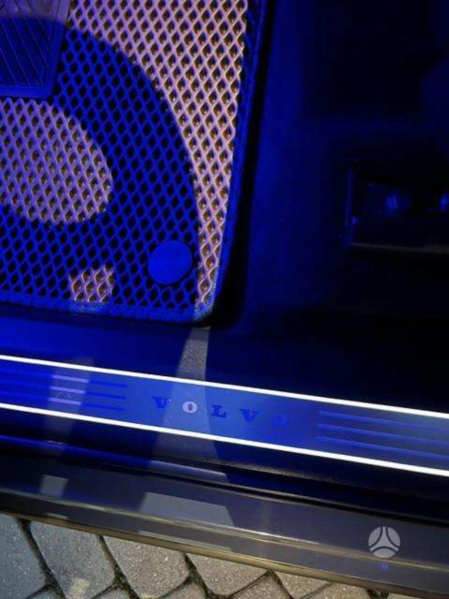 Zils Volvo XC90 2021 Klaipėda, ar dzinēja tilpumu 1.97 L un nobraukumu 72 tūkst. km par 37500 €, foto 33 vietnē AUTOMOTO.COM.LV