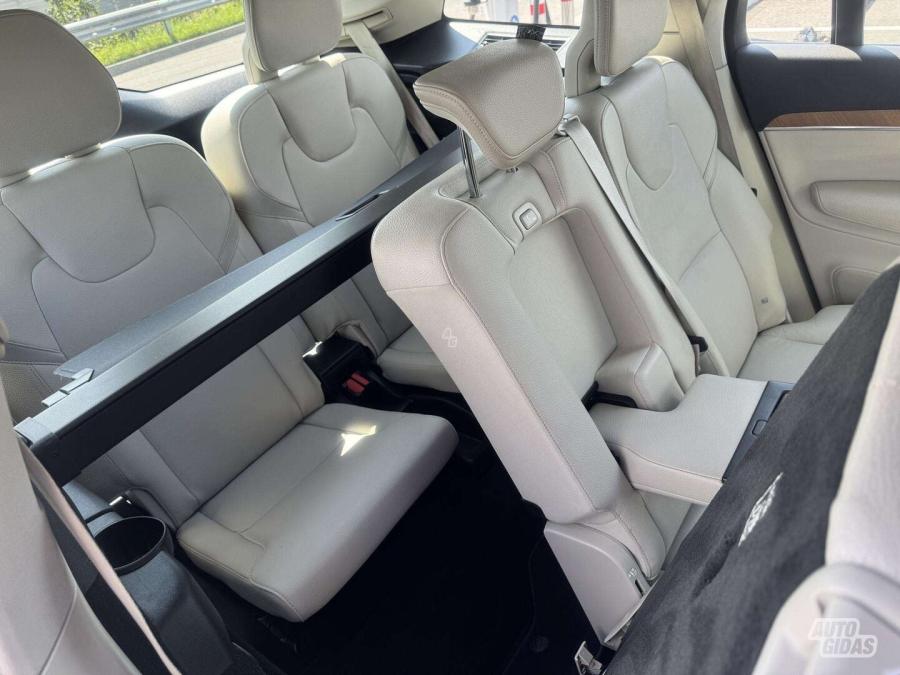 Zils Volvo XC90 2021 Kauņa, ar dzinēja tilpumu 2.00 L un nobraukumu 283 tūkst. km par 24500 €, foto 19 vietnē AUTOMOTO.COM.LV
