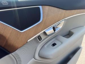 Zils Volvo XC90 2021 Kauņa, ar dzinēja tilpumu 2.00 L un nobraukumu 283 tūkst. km par 24500 €, foto 29 vietnē AUTOMOTO.COM.LV