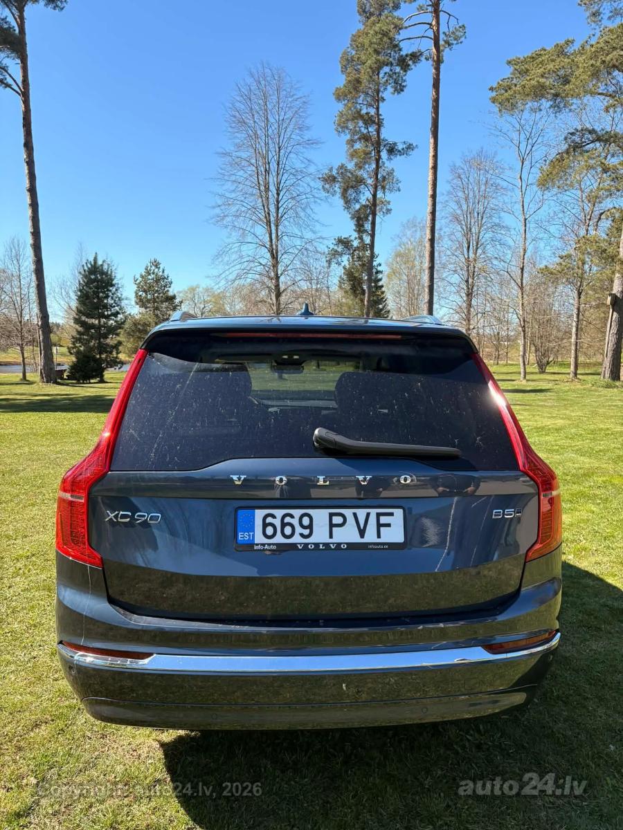 Zils Volvo XC90 2022 Tartu, ar dzinēja tilpumu 2.00 L un nobraukumu 89 tūkst. km par 49999 €, foto 7 vietnē AUTOMOTO.COM.LV