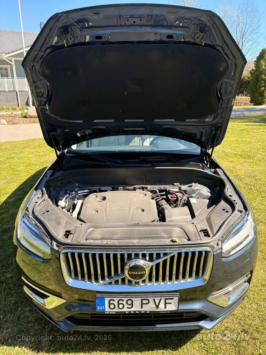 Zils Volvo XC90 2022 Tartu, ar dzinēja tilpumu 2.00 L un nobraukumu 89 tūkst. km par 49999 €, foto 19 vietnē AUTOMOTO.COM.LV